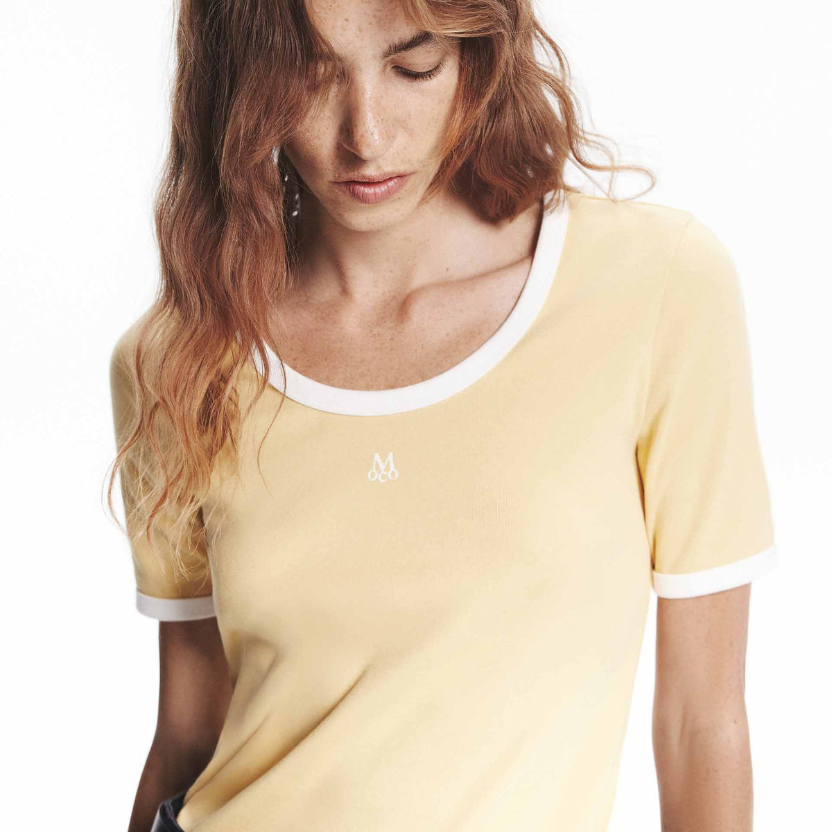 MO&Co. Women's Contrast Detail Fitted T-shirt