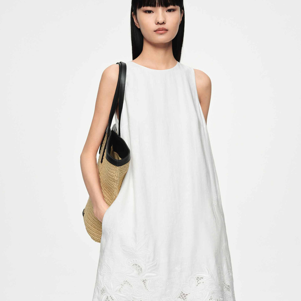 MO&Co. Women's Linen Blend Embroidery Dress