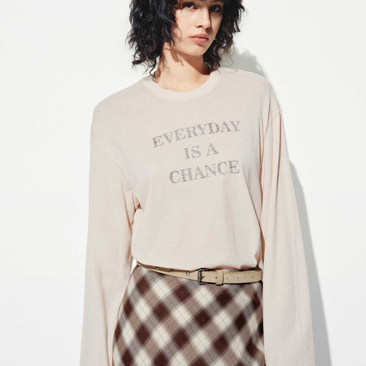 MO&Co. Women's Long Sleeve Letter Print T-shirt