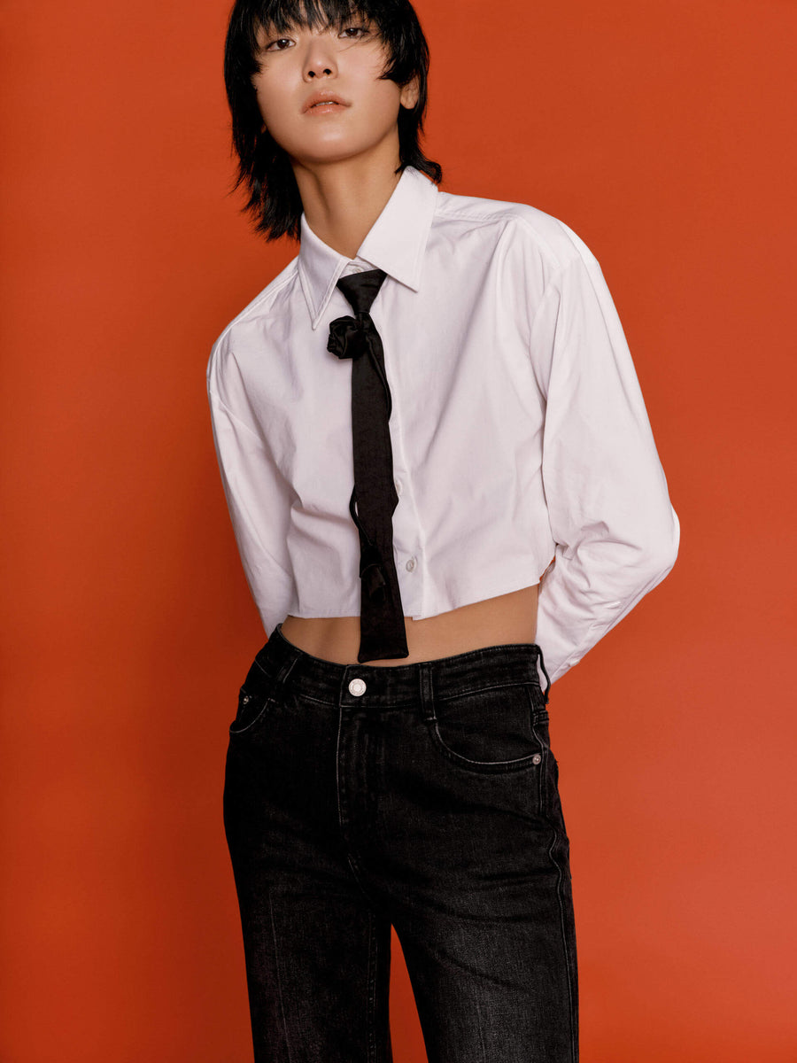 MO&Co. Women's Rose Tie Cropped Shirt