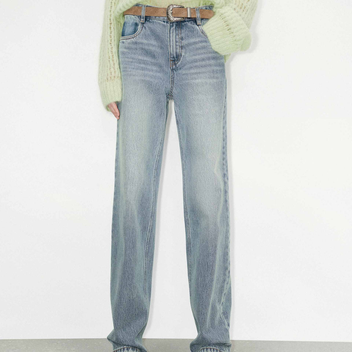 MO&Co. Women's Light Blue Straight Jeans