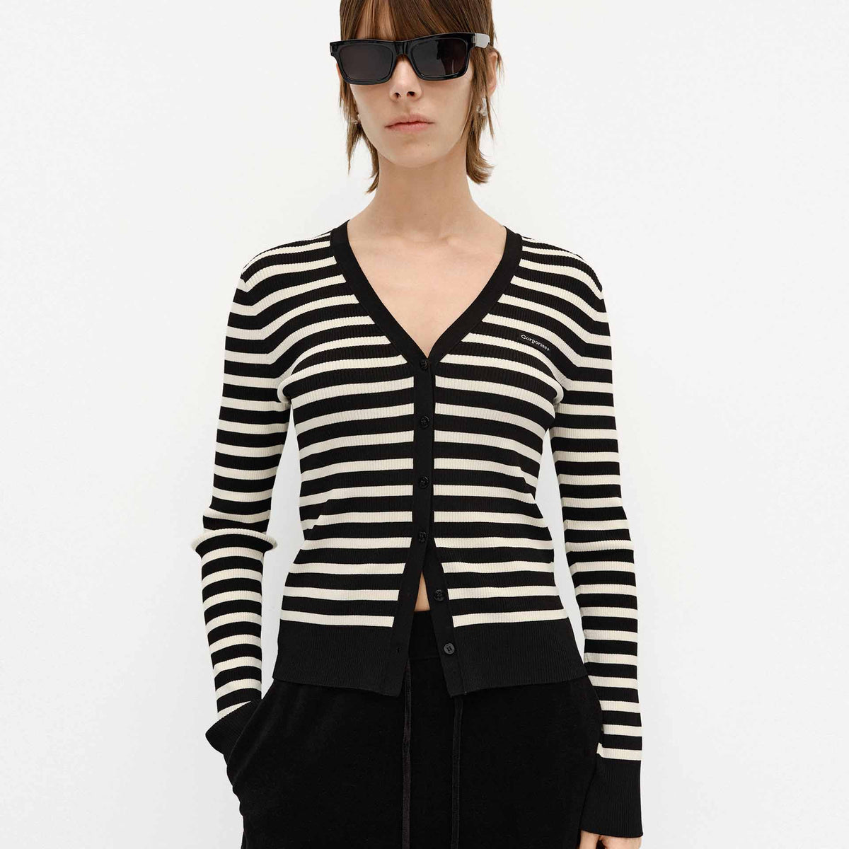 MO&Co. Women's V-neck Ribbed Cardigan