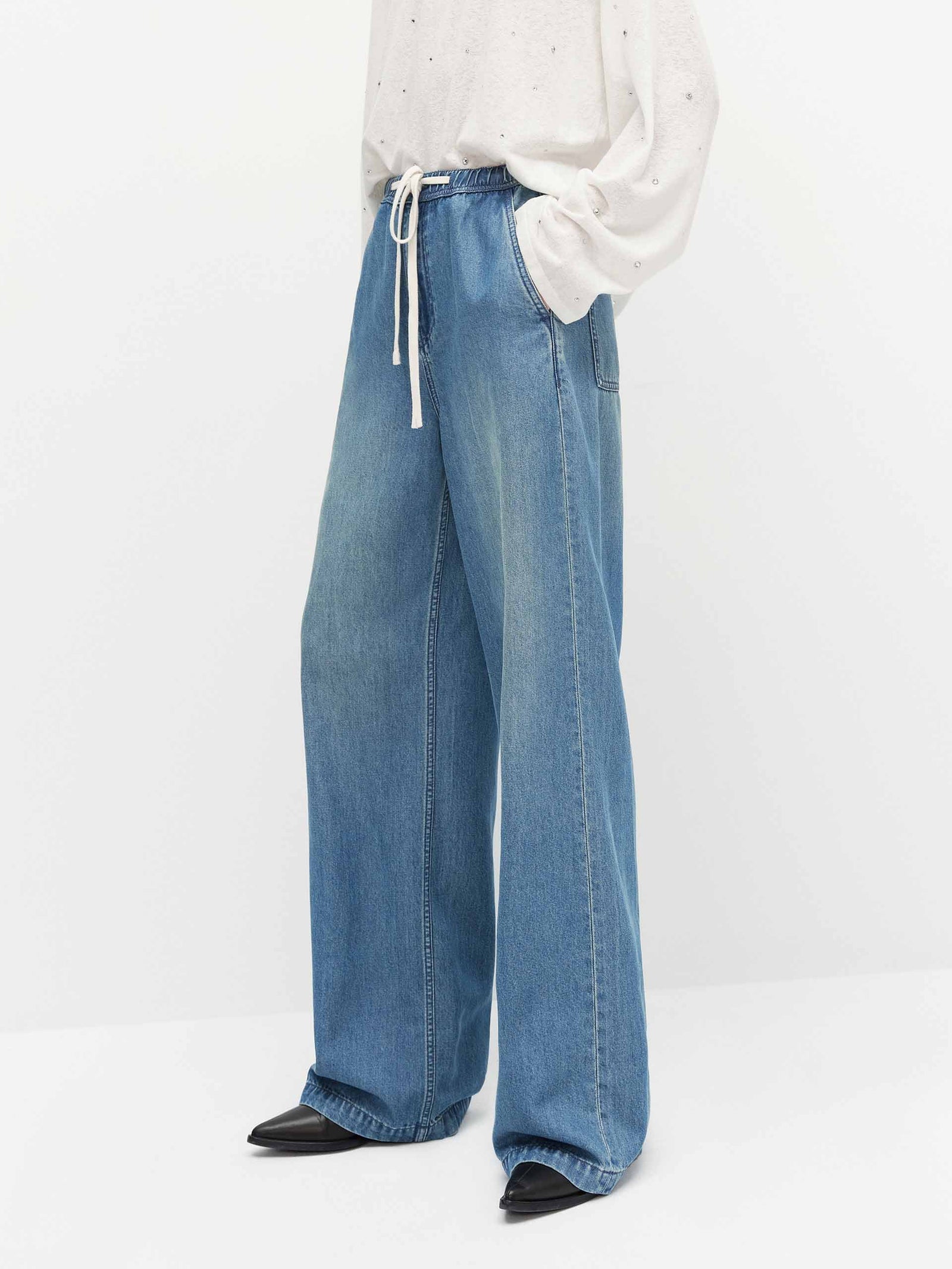 MO&Co. Women's Drawstring Waist Straight Jeans
