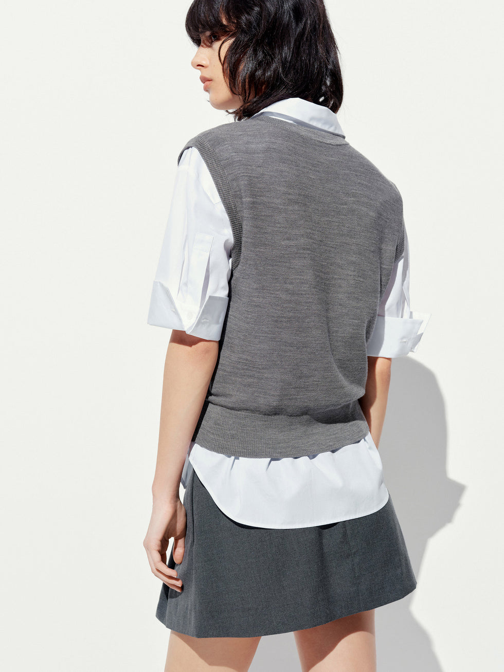 MO&Co. Women's V-neck Wool Knit Vest