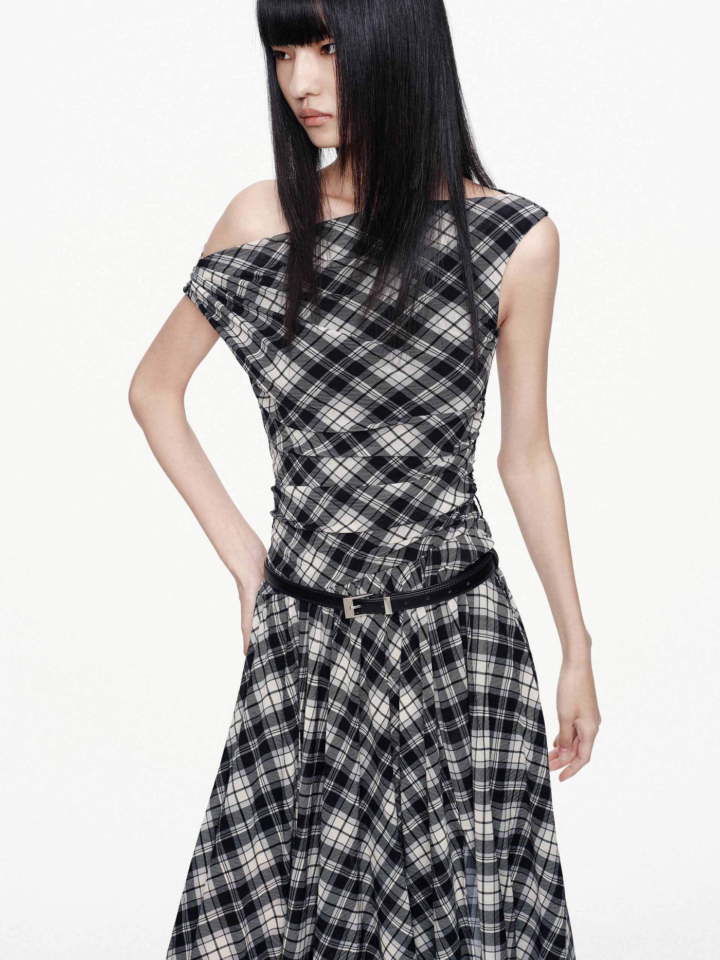 MO&Co. Women's Icluded Belt Plaid Dress
