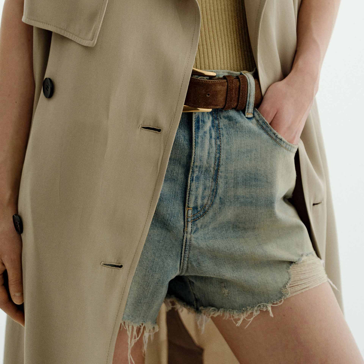 MO&Co. Women's Raw-edge Denim Shorts