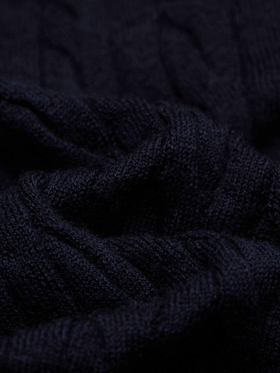 MO&Co. Business Causal Corporate+ Collection