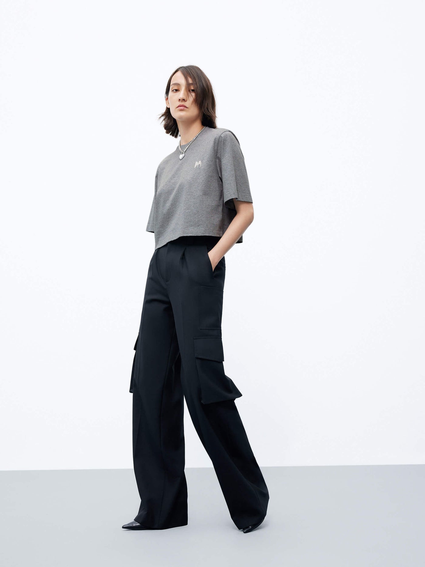 MO&Co. Women's Crew Neck Crop Boxy Cotton T-shirt in Print