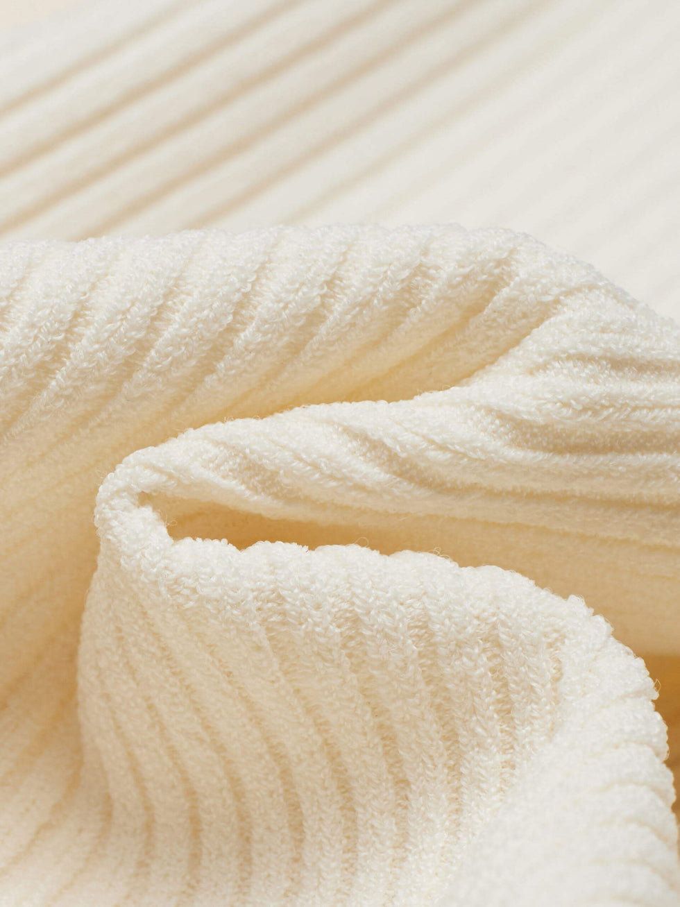 MO&Co. Contrast Design Cropped Tank